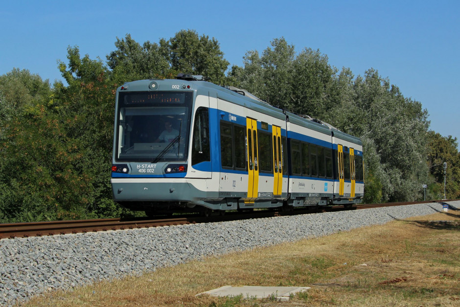 Dízel-villamos motorvonat (TramTrain) | MÁV-csoport